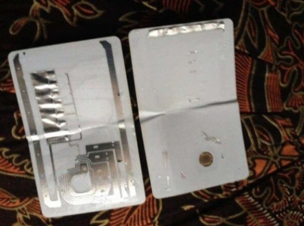 THAT'S what the inside of that looks like!?! (28 Photos)