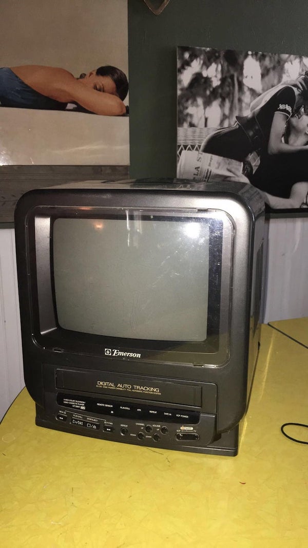 These incredibly specific memories will give you EXTREME nostalgia