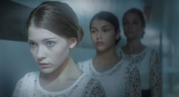 The BEST thrillers on Netflix (20 Photos)