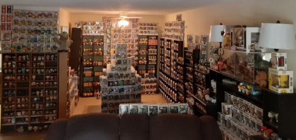 People share their INSANELY cool collections (30 Photos)