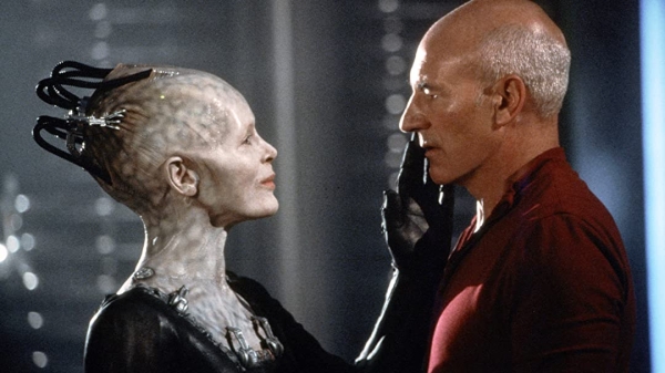The BEST sci-fi movies of the '90s ranked (20 Photos)
