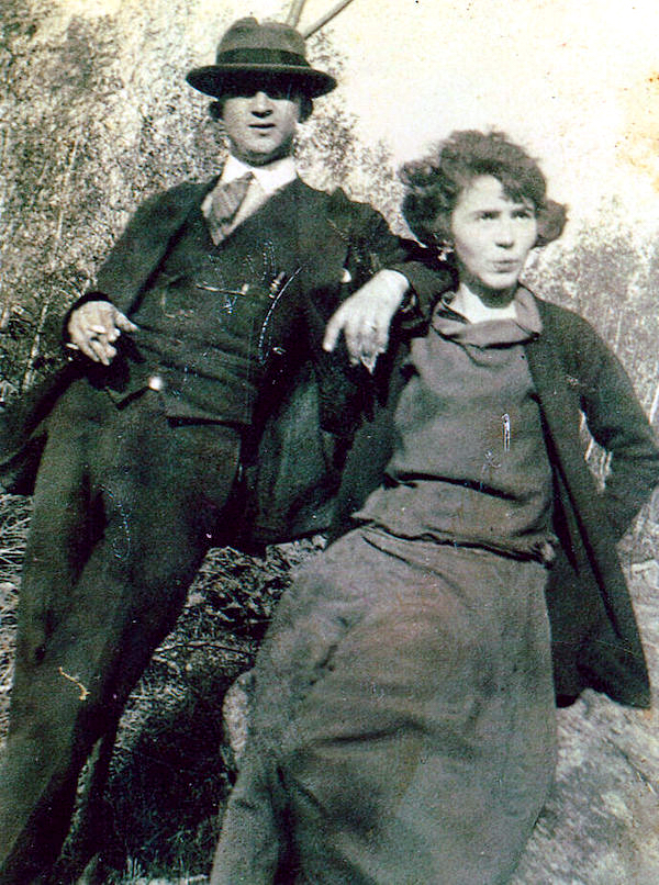 Old-timey throwback photos from another era | theCHIVE | Humanity