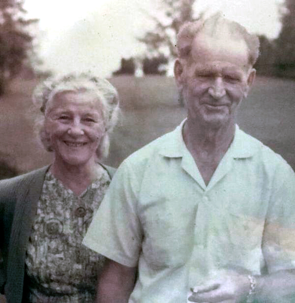 Old-timey throwback photos from another era | theCHIVE | Humanity