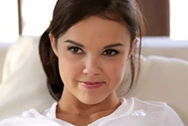 Ashley Callingbull Chive On