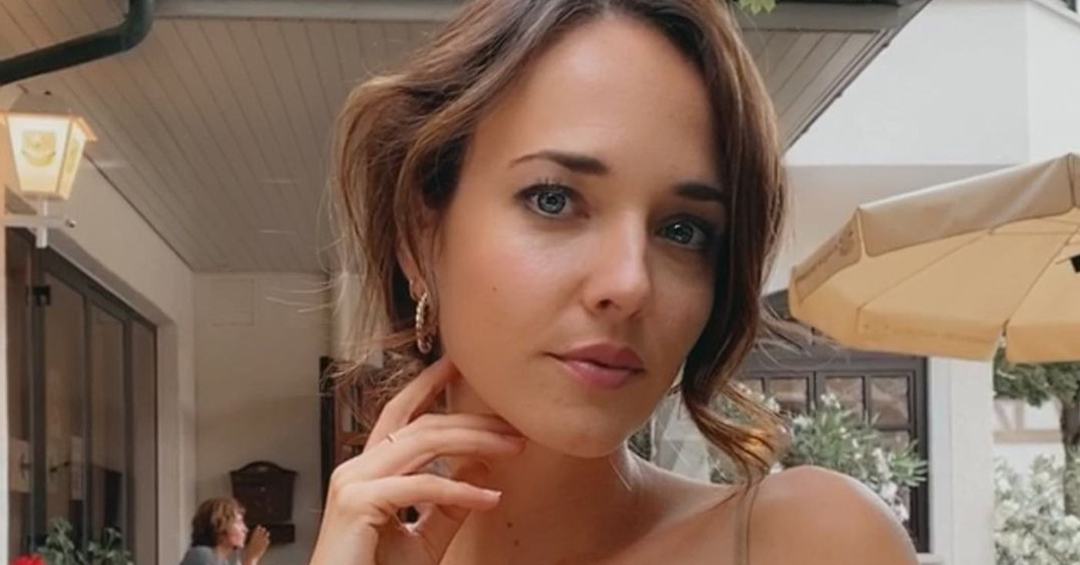 Burn your bra and join the revolution (41 Photos)