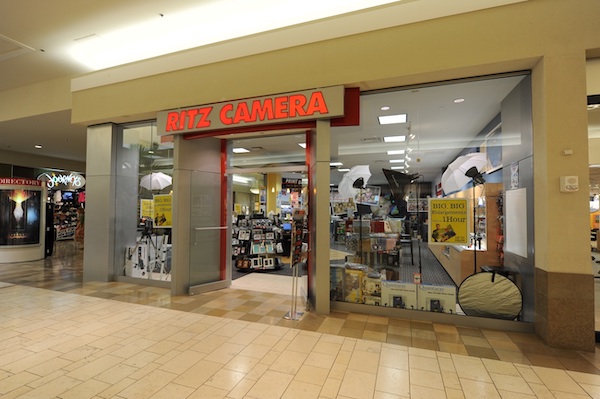 Things in malls that only existed in the 1980s