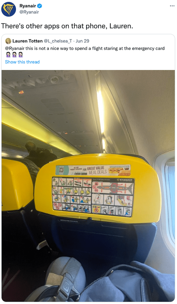 The best social media ROASTS from this savage airline