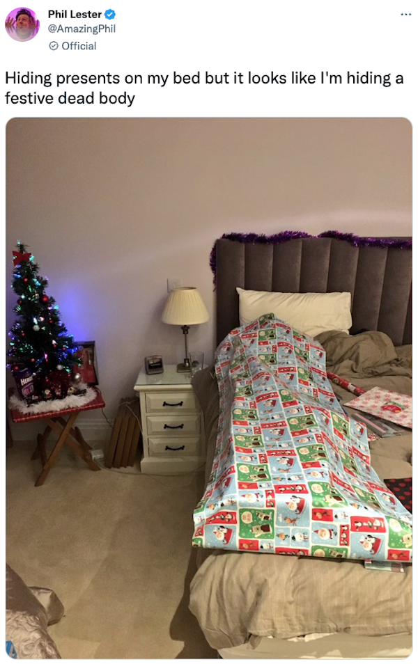 We can all relate a little too much to these chaotic Christmas posts