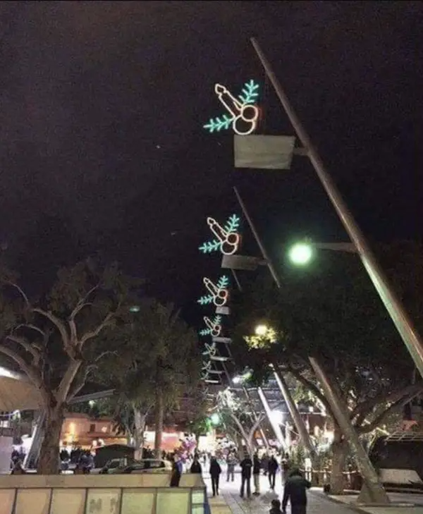 Christmas decoration fails that are sure to make you feel jolly