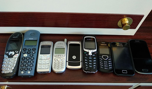 Phones of yesteryear that are so strange we kinda miss them...
