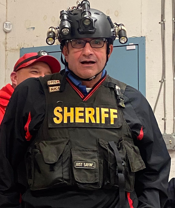 GIFs Bouncing Boobs Sexy Hot Girls Checkers Chivers Who Serve Military