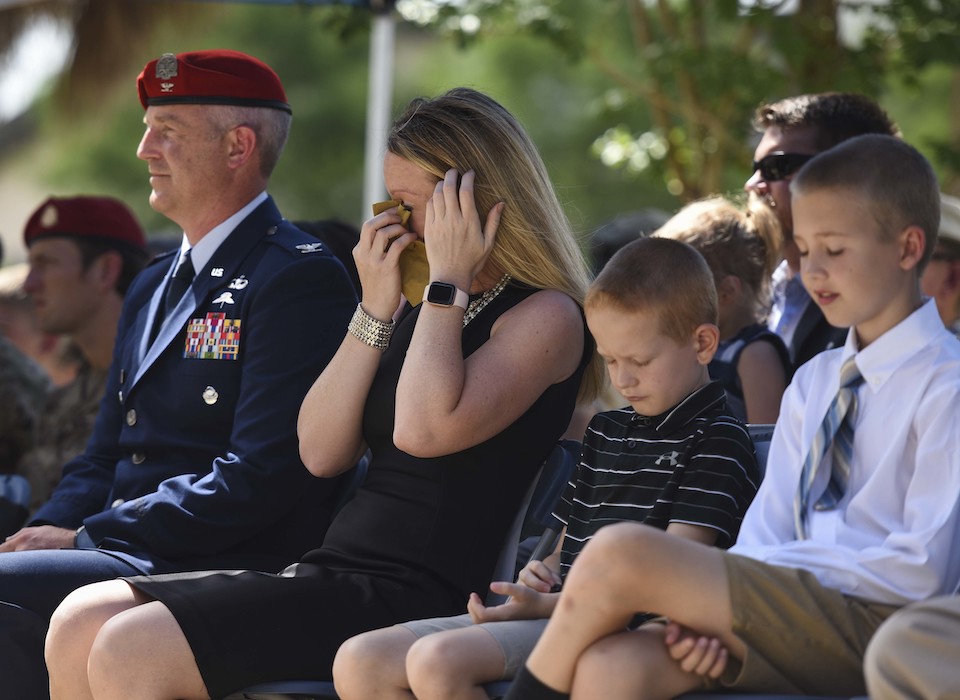 Hero Special Forces Para-Rescue PJ Story of Bill Schroeder Save Lives