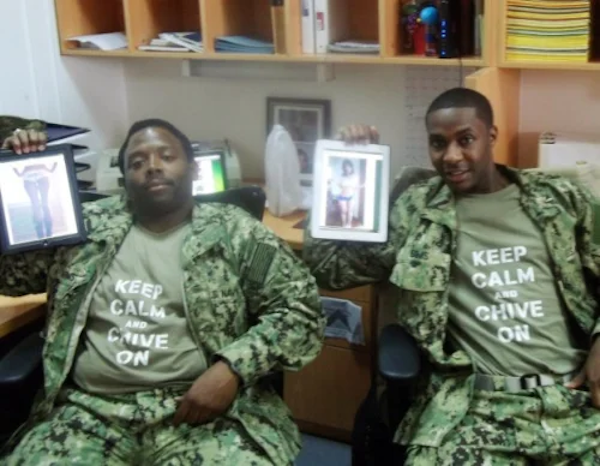 GIFs Bouncing Boobs Sexy Hot Girls Checkers Chivers Who Serve Military