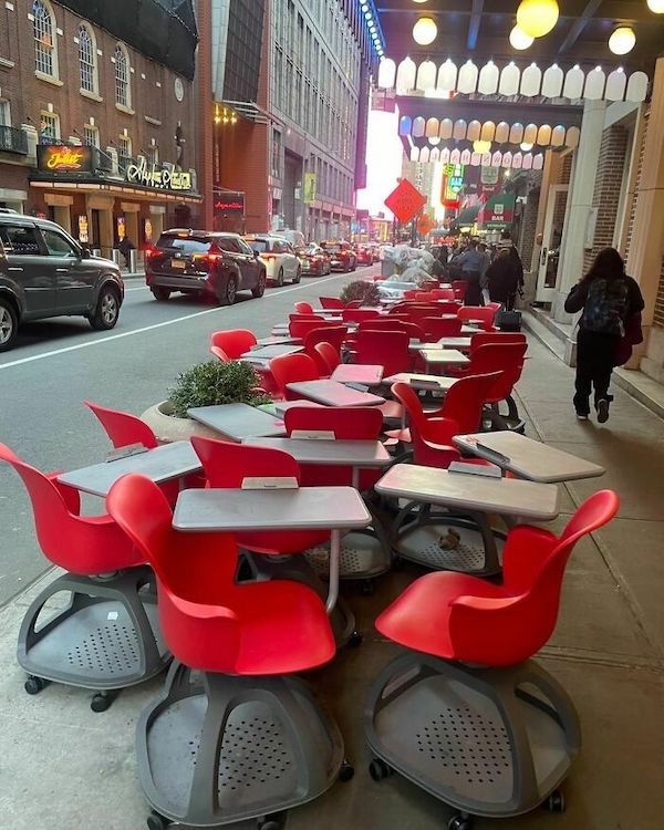 These people found the most amazing "trash" I've ever seen (32 Photos)