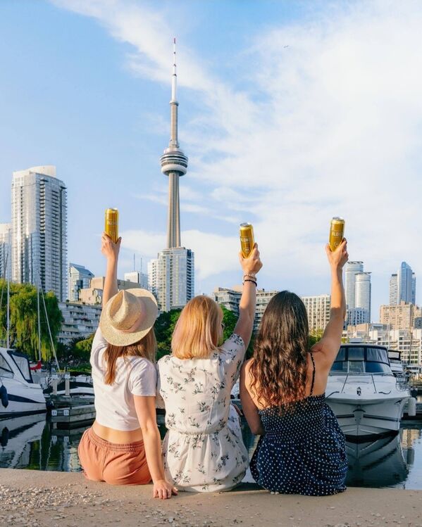 Learn aboot how and why Canada says "Eh?"
