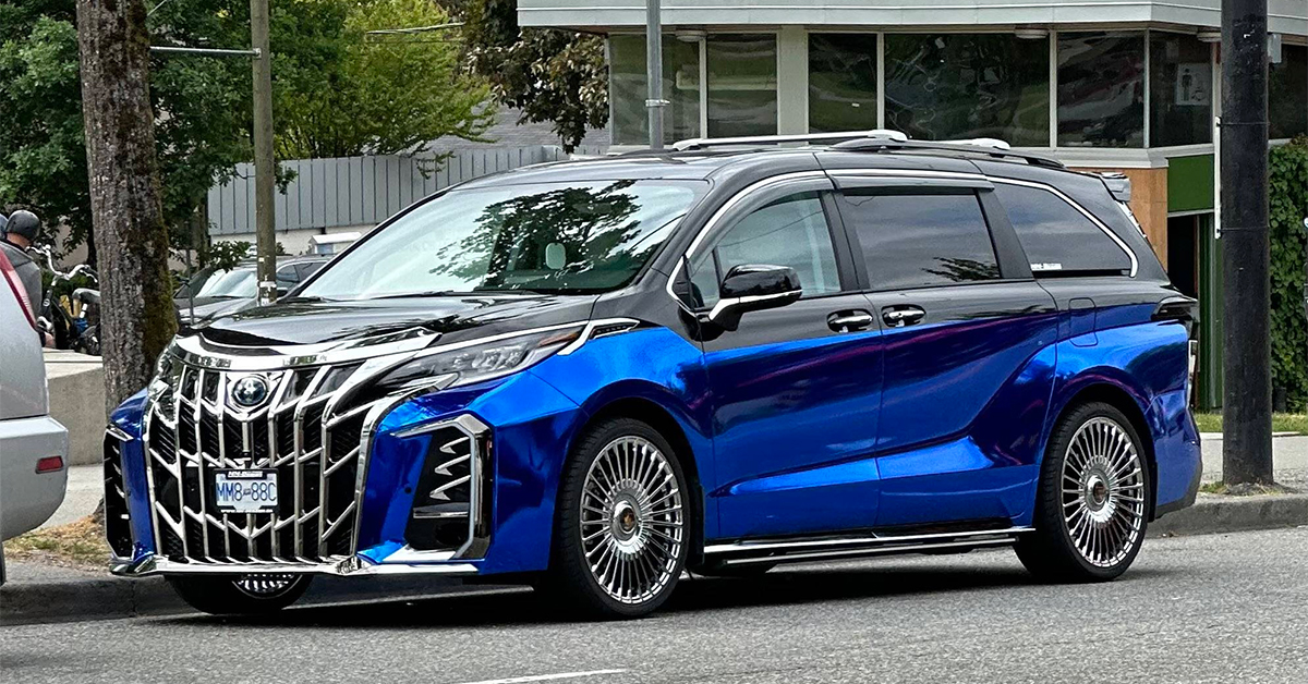 Crazy modded cars that are beyond bizarre