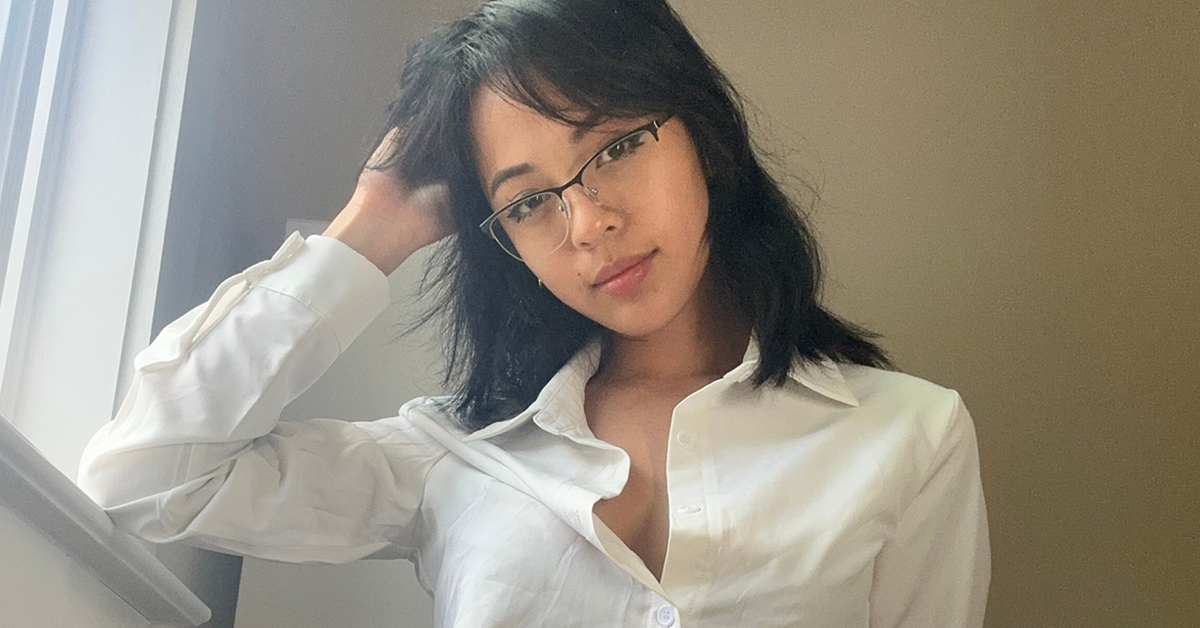 Bad girls bend at the waist