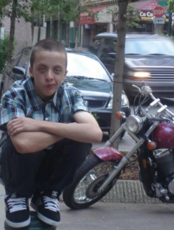 People Share Their Most Embarrassing Photos