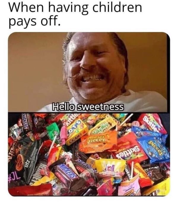 The funniest bloody Halloween memes (30 Photos)