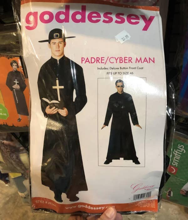Off-brand Halloween costumes that just missed the mark