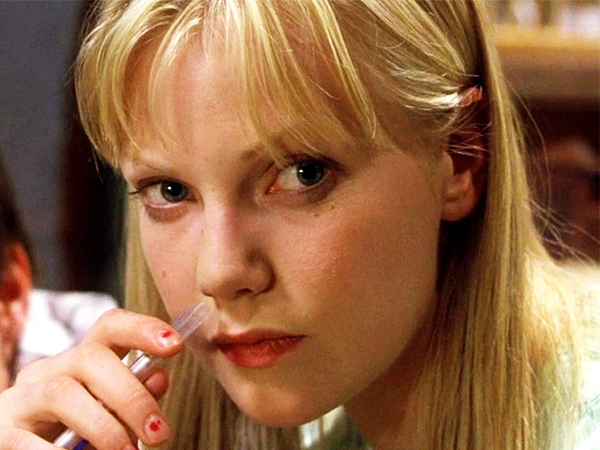 The tensest movie scenes of all time... (25 Photos)