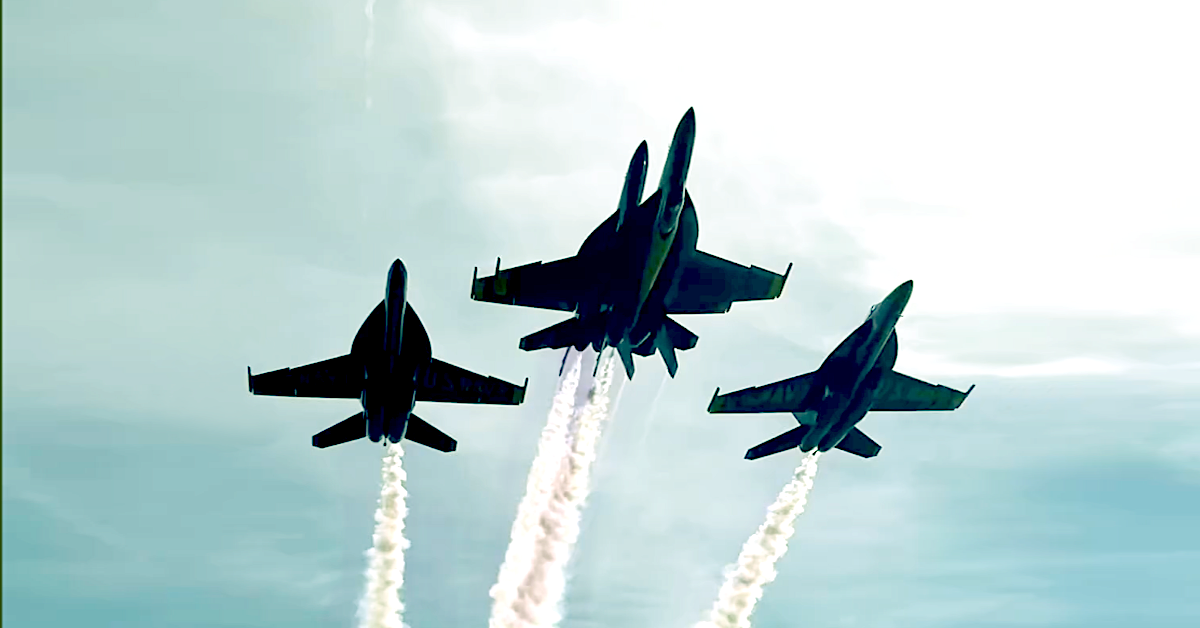 GIFs Blue Angels Best Stunts and Tricks Air Show Pilots