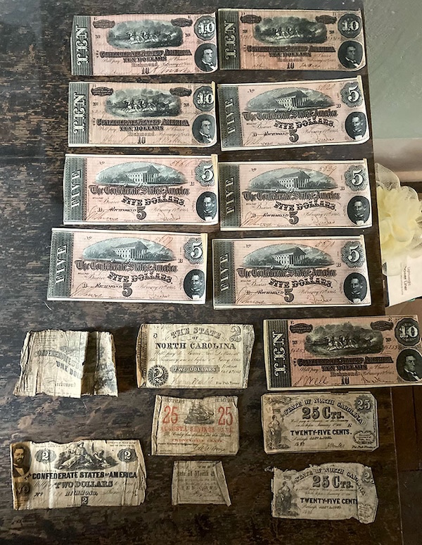 Old houses where people unearthed hidden treasures