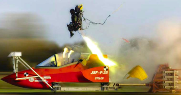 Missile Lock Fact OR Fiction Can Jet Fighter Pilot Dodge Tailing Eject