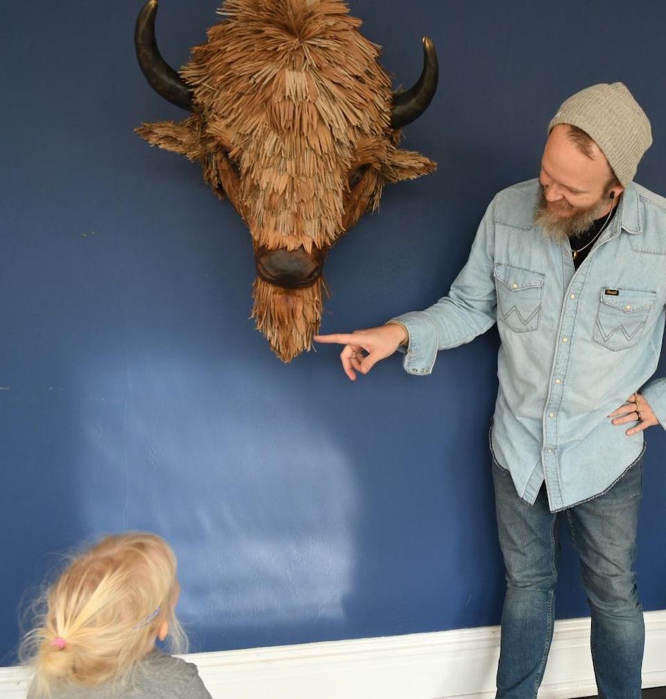 Cardboard BISON Art Head Awesome Build Photos from start to finish