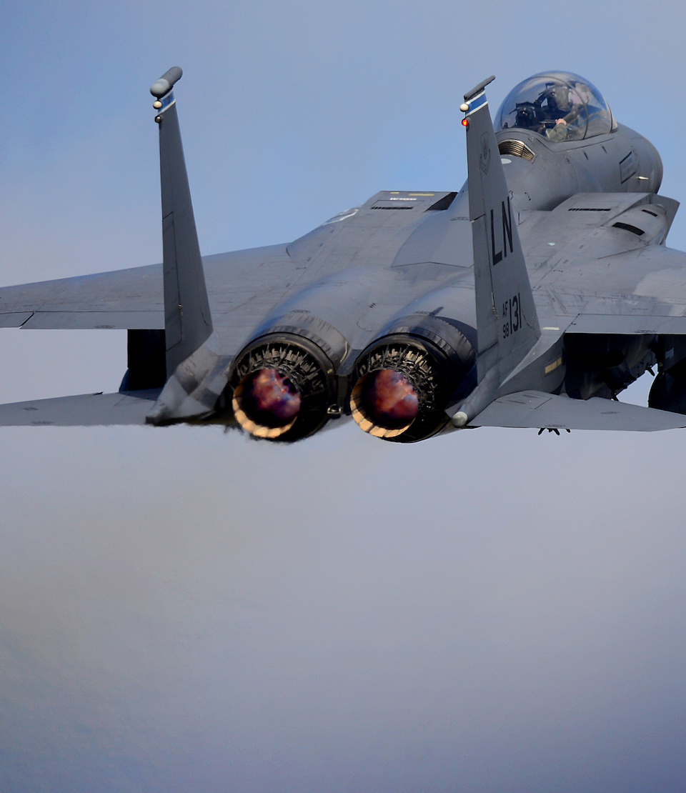 High-Res Air Force and US Navy Fighter Jet Ground Attack Perfect Timed