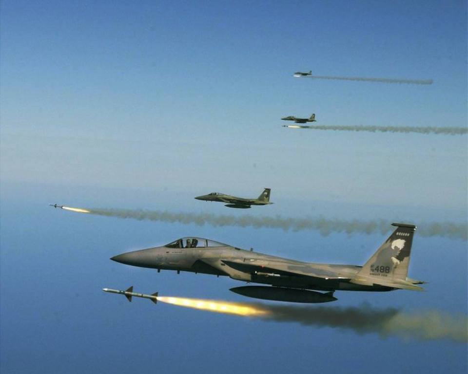 High-Res Air Force and US Navy Fighter Jet Ground Attack Perfect Timed
