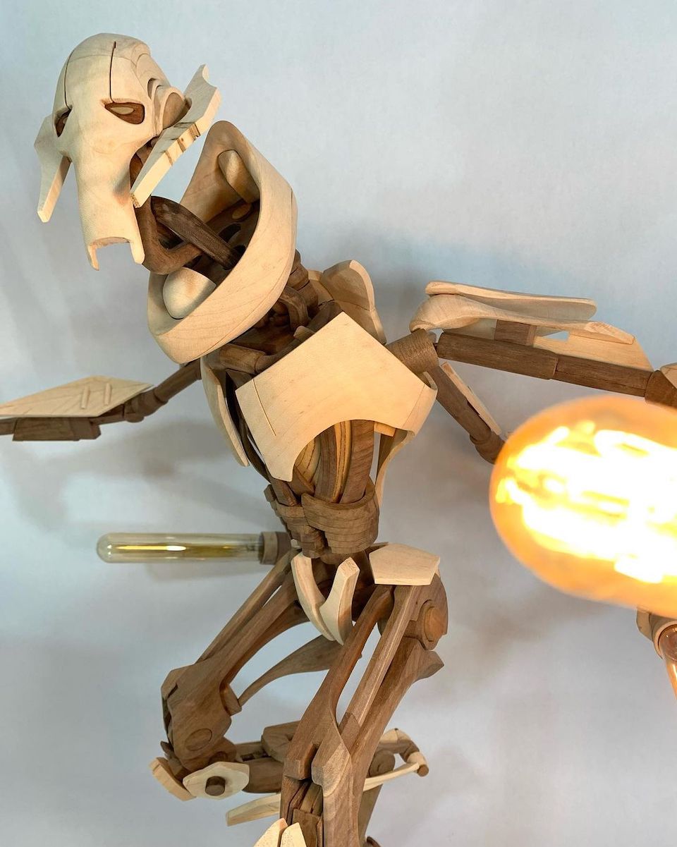 STAR WARS Wood-Carving Artist Hand built Sculptures Stain Glass Light