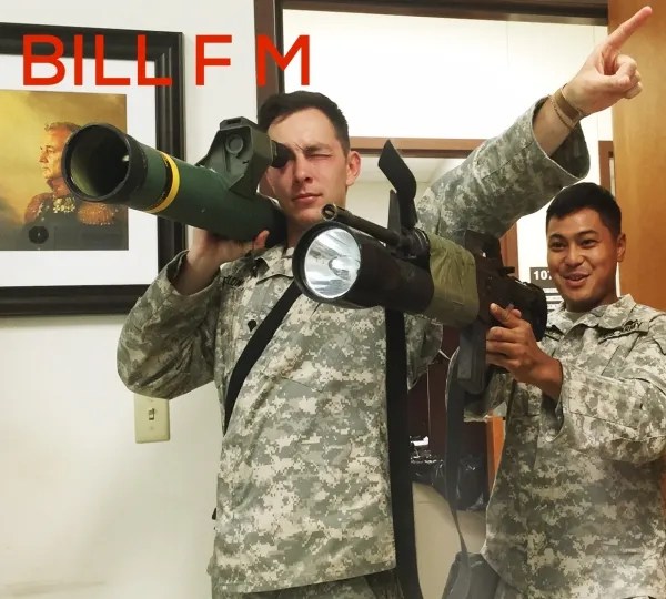 Beautiful Military Girls and Funny Misfit Chivers Who Serve Photos