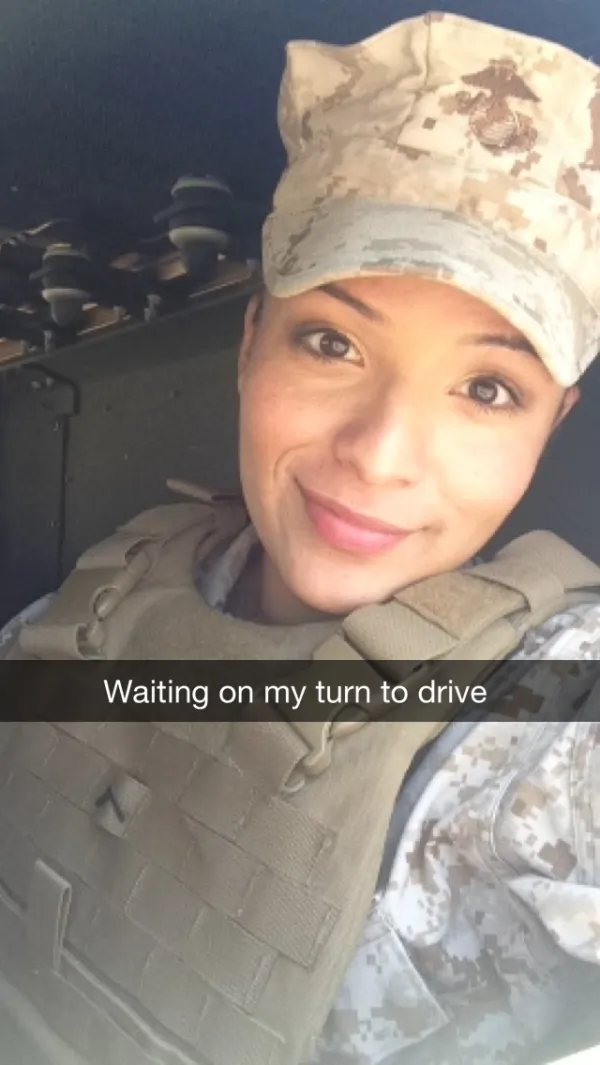 Beautiful Military Girls and Funny Misfit Chivers Who Serve Photos