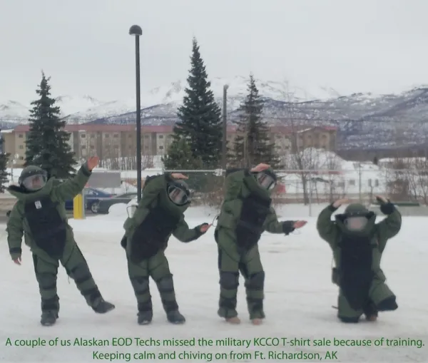 Beautiful Military Girls and Funny Misfit Chivers Who Serve Photos