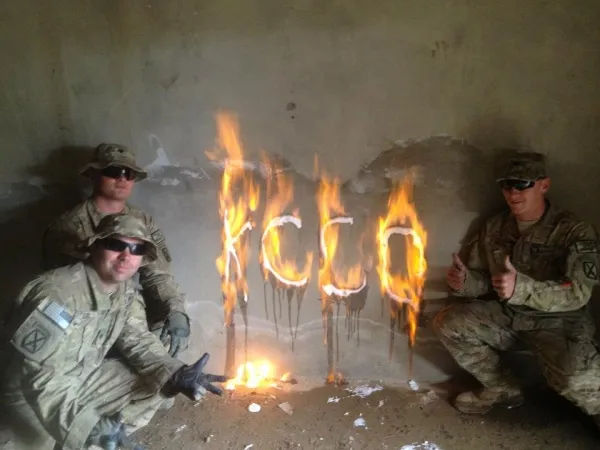 Beautiful Military Girls and Funny Misfit Chivers Who Serve Photos