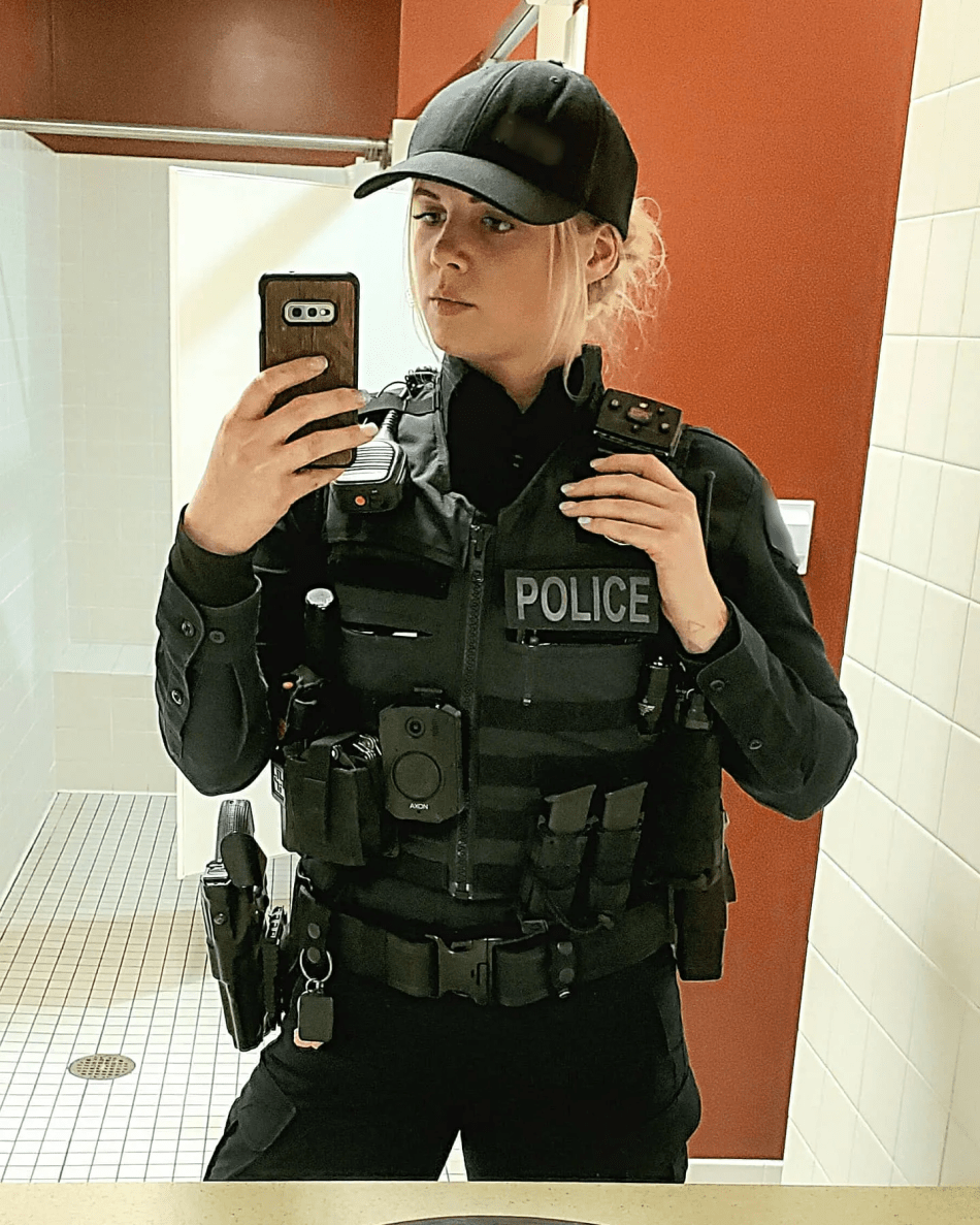 Sexy Fitness Girl in HIGH-RES is Beautiful Blonde Police SWAT Cop Phot