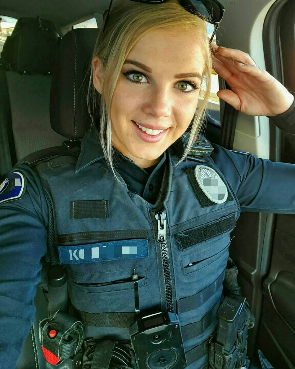 Sexy Fitness Girl in HIGH-RES is Beautiful Blonde Police SWAT Cop Phot