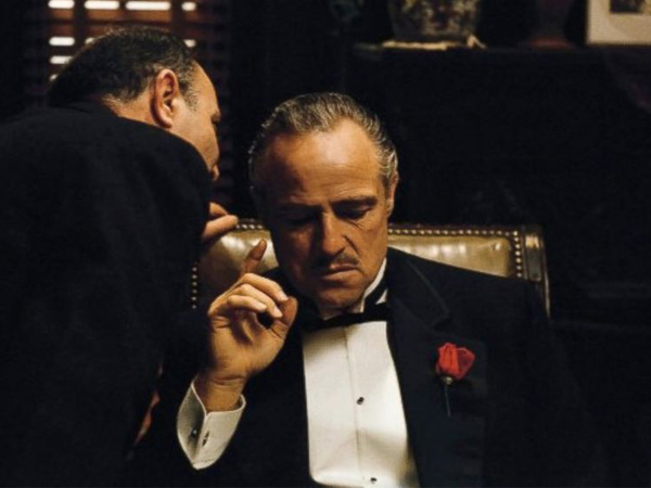 Leave the gun, take the cannoli (4 Photos)