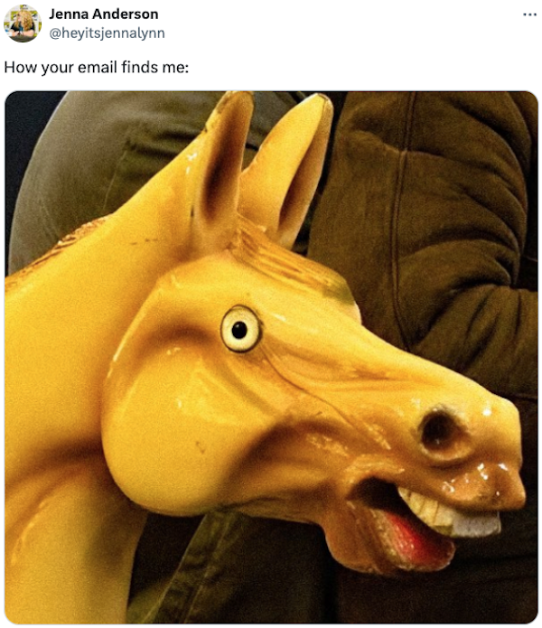 This derpy carousel horse has all of our heads spinning