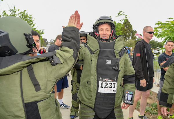 The unsung heroes of Explosive Ordnance Disposal (15 Photos)