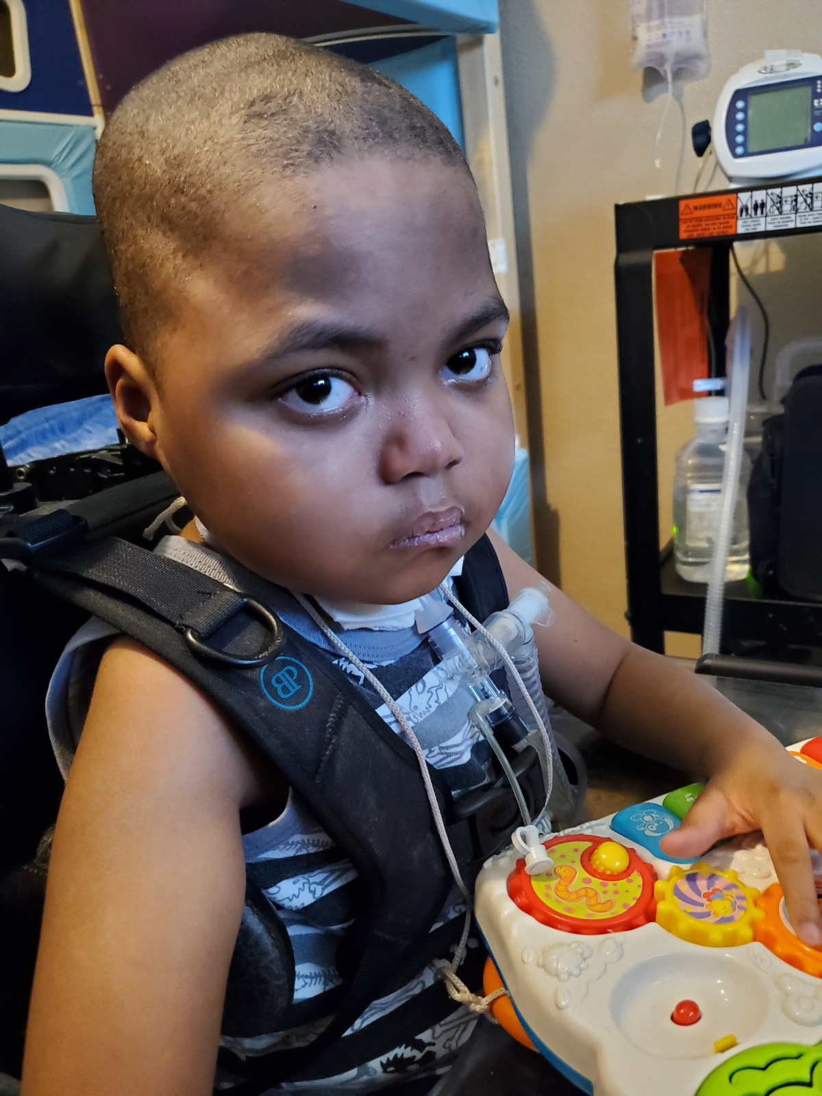 Two Andrews, one unstoppable team (12 Photos)