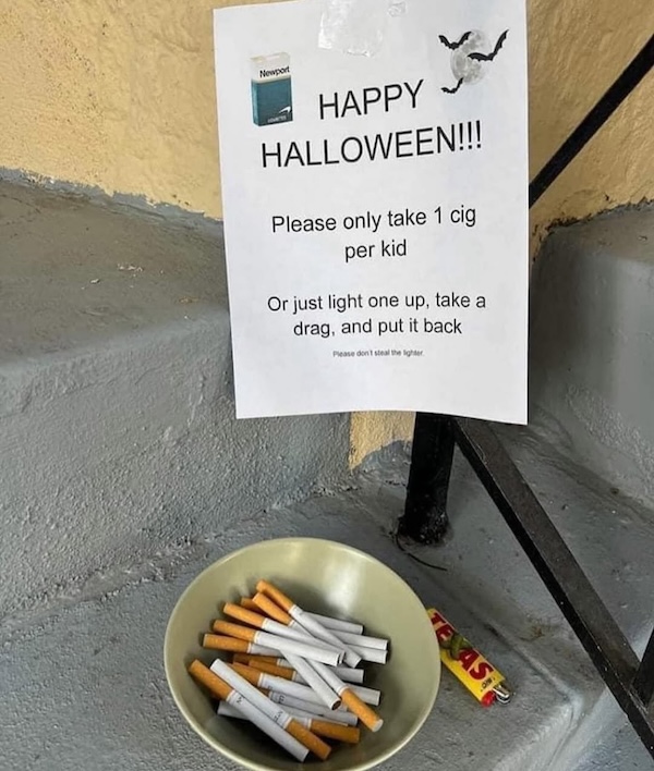 Geeky memes with a side of Halloween for good measure