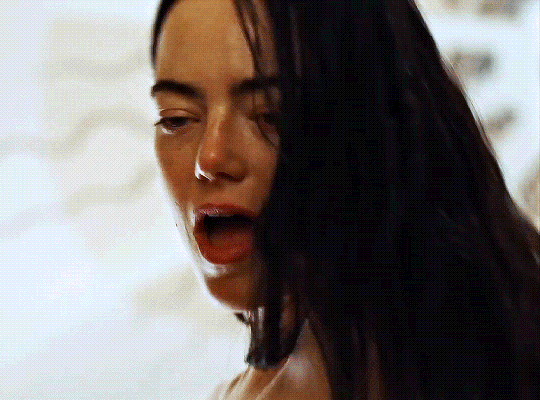 Emma Stone turns 36 and we've got the birthday GIFs