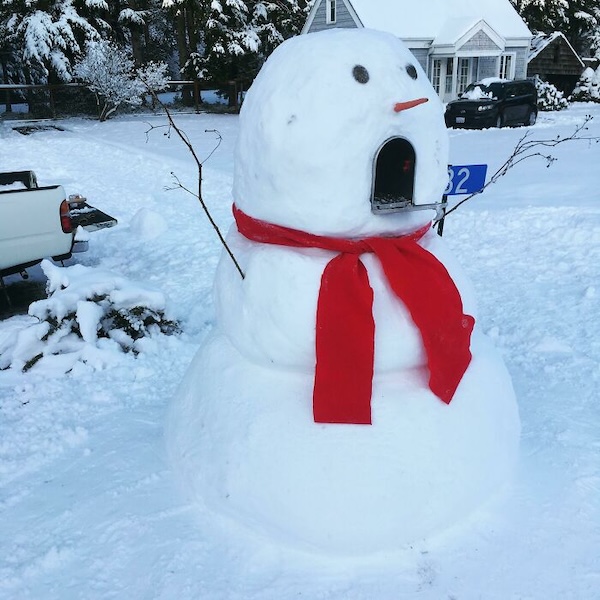 Super Snow Sculptures that Put Regular Snowmen to Shame (36 Photos)