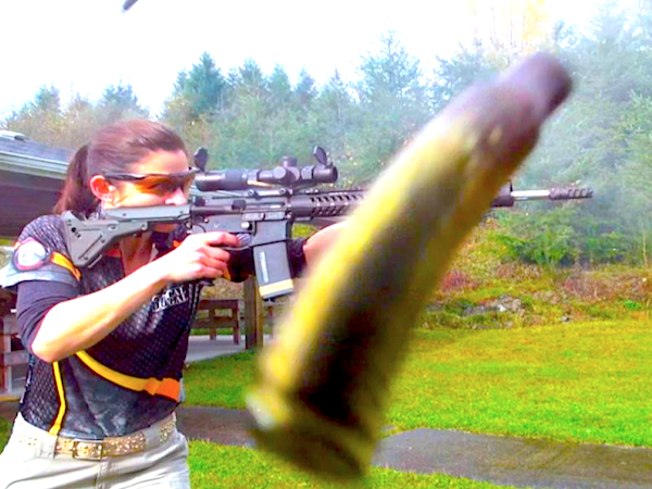GIFs 'n Pics of Perfectly Timed Strange WTF Randomness