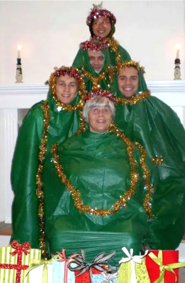 Santa WTF Crazy Uber Fans Photo Compilation Funny Christmas Pictures