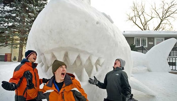 Super Snow Sculptures that Put Regular Snowmen to Shame (36 Photos)