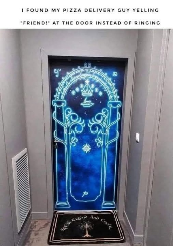 Geeky memes to put your week into hyperdrive