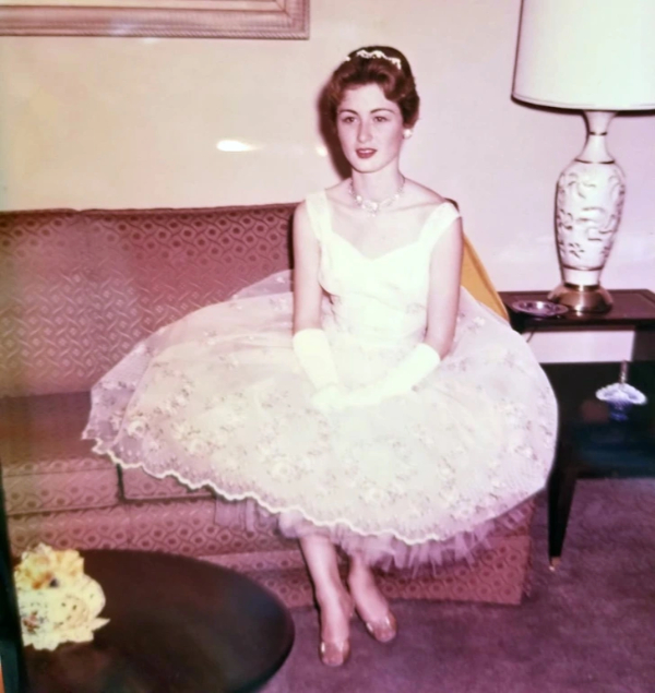 These Prom Pics Are a Blast From the Past!